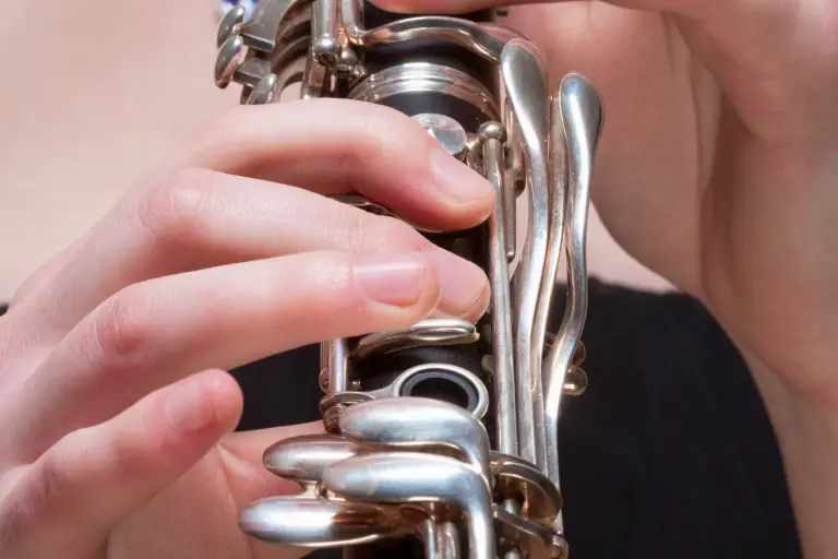 Best Clarinet for Small Hands: Top Picks and Buying Guide