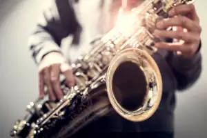 Clarinet vs Soprano Saxophone: A Comprehensive Comparison - PlayWoodwinds