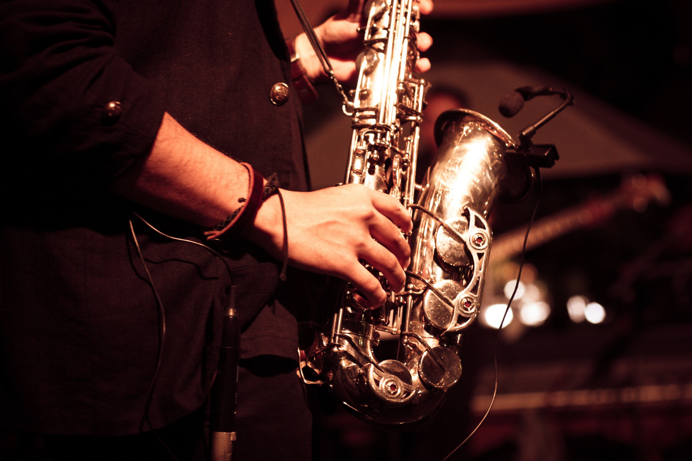 How do I improve my tone on the saxophone? Essential techniques for ...